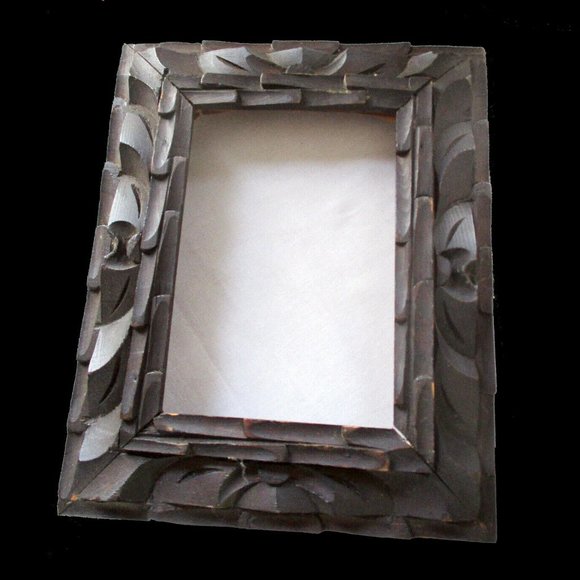 Folk Art | Wall Decor | Vintage Scalloped Wood Picture Frame Tramp Art ...